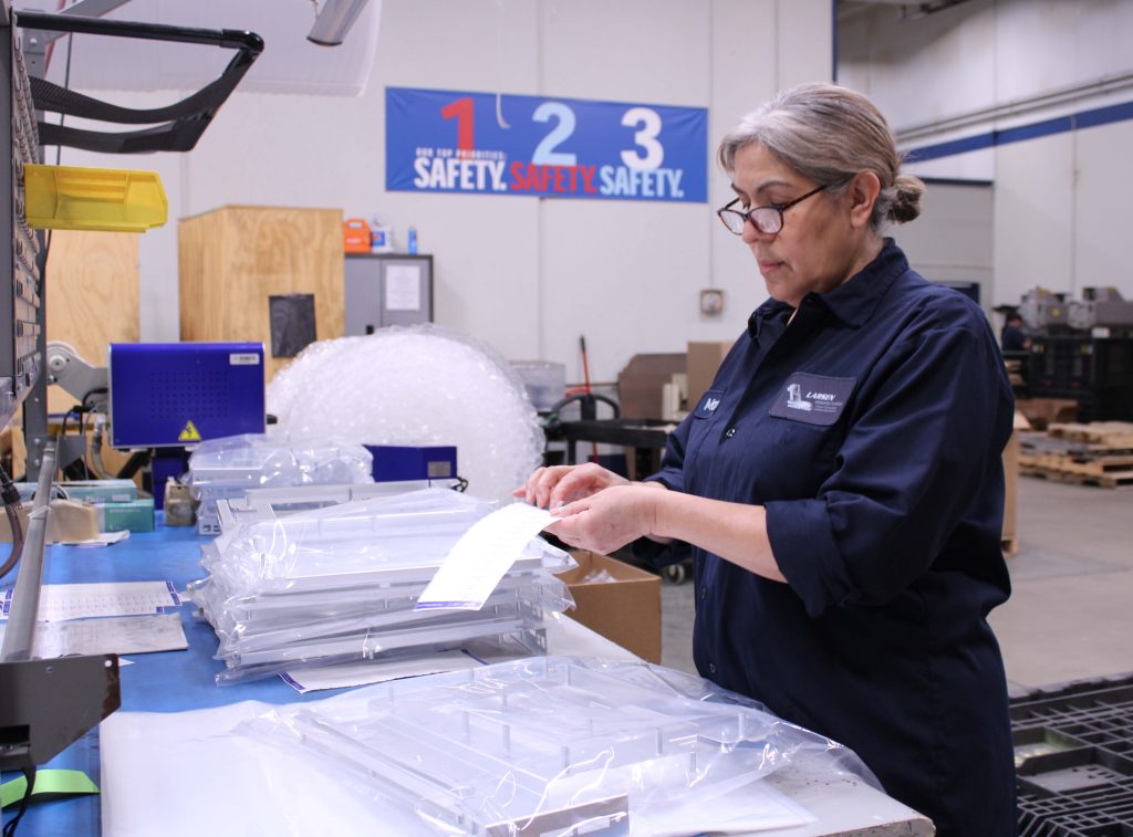 pre and post assembly section and photo gallery - LARSEN